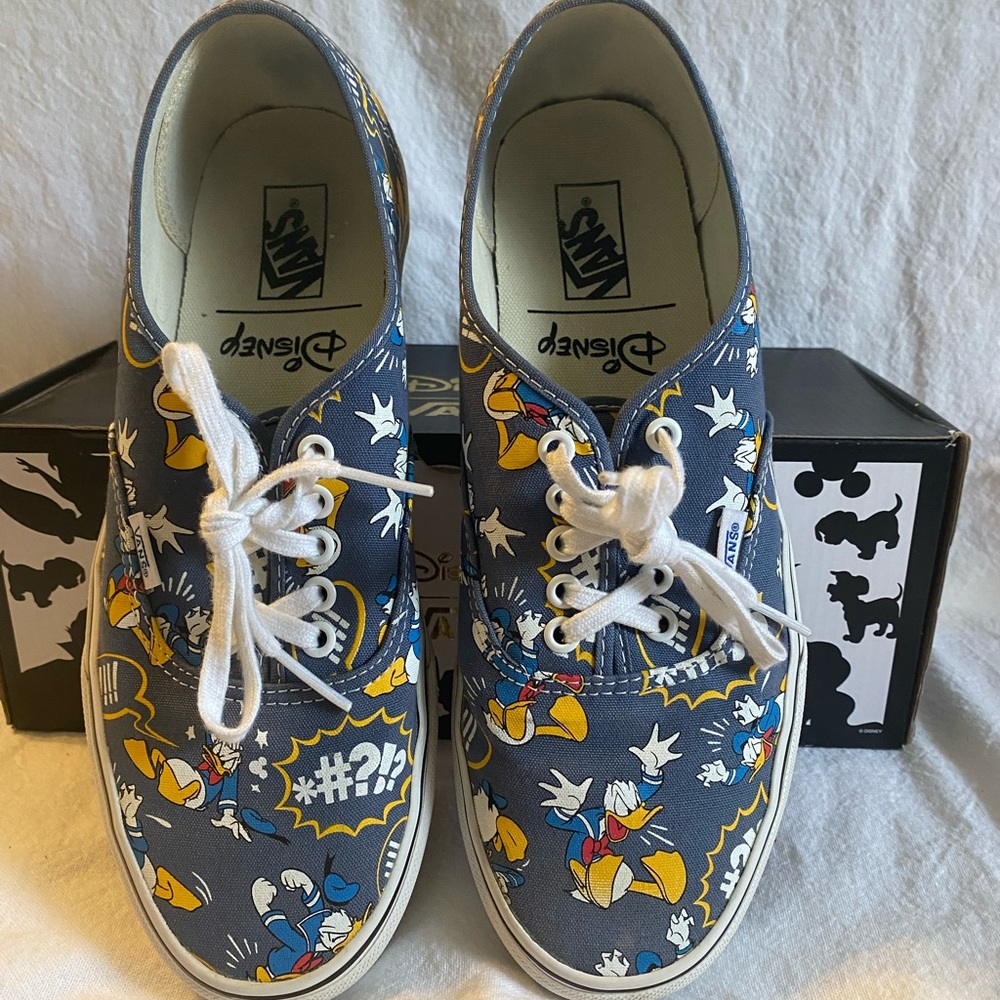 Vans Disney Collaboration With Donald Duck Shoe - Gem
